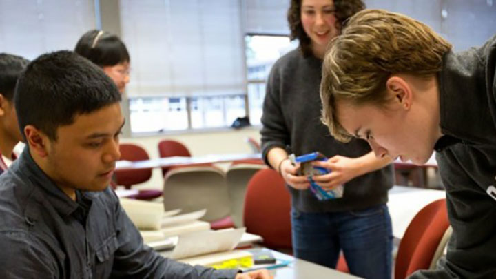 Economics | Academic Programs | PLU