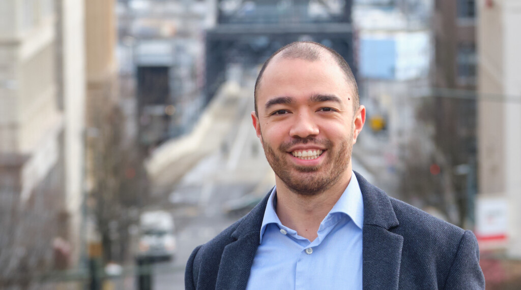 Andrew Whitney ’12 directs program to pair Tacoma students with local ...