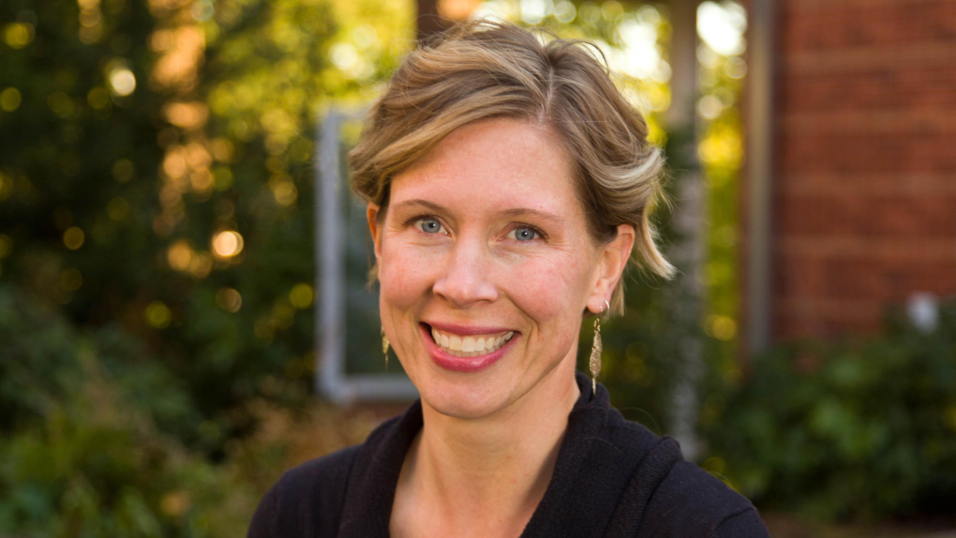 Associate Professor and Chair Heather Mathews receives 2023 Faculty ...