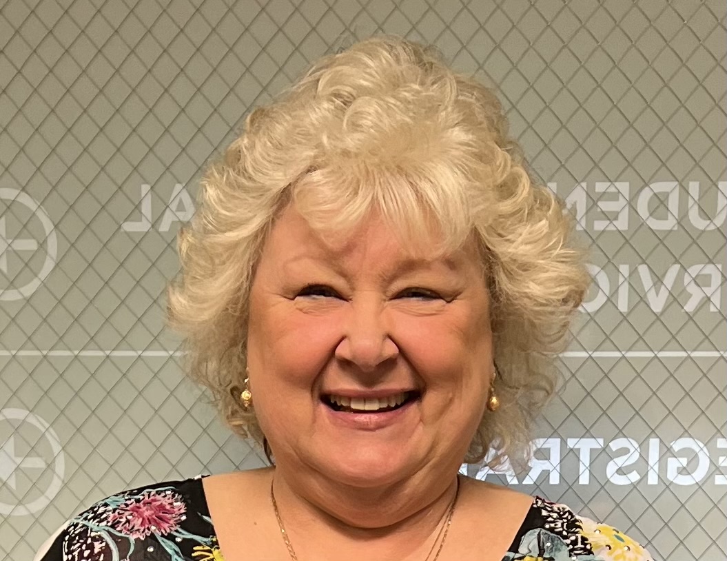 Tami Walsh | Registrar | PLU